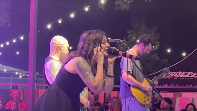 Watch: Flyleaf Played First Show With Original Singer Lacey Sturm in 11 ...