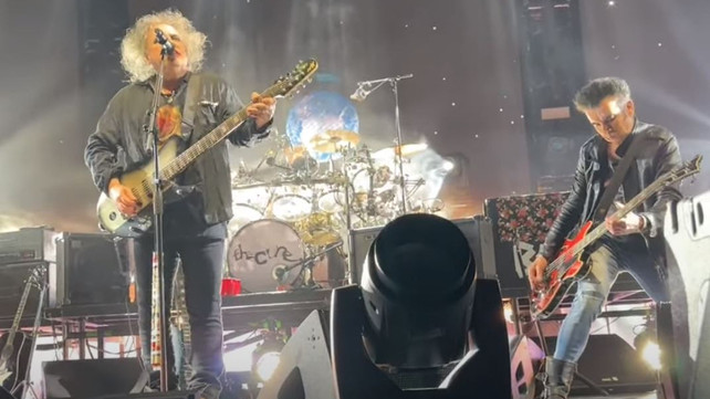 Watch: The Cure Kick Off First North American Tour in 7 Years, This Was ...