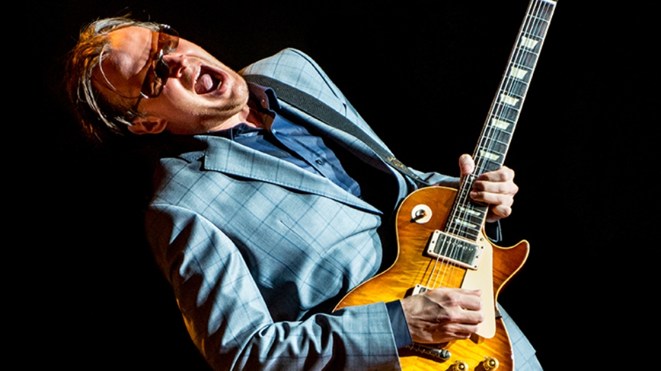 Joe Bonamassa Reveals True Origins of His 'Bolin Burst' Les Paul: 'It ...