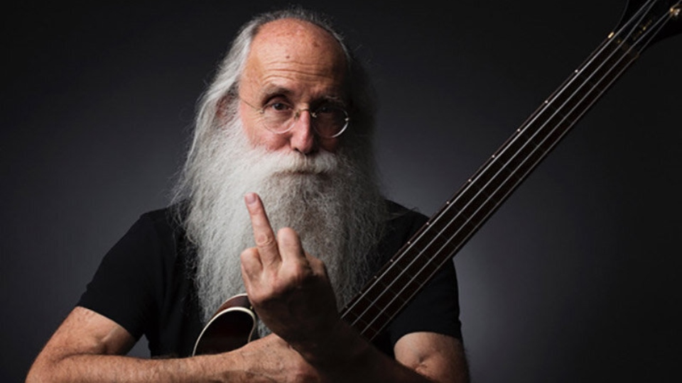 Leland Sklar Explains His Unconventional String-Muting Technique ...