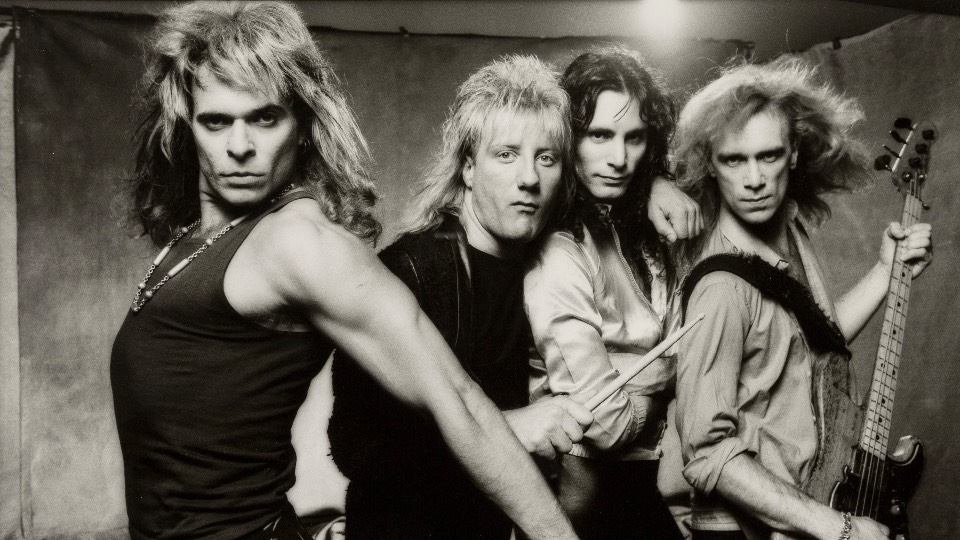 David Lee Roth First Wanted Another Guitarist for His Solo Band, Billy ...