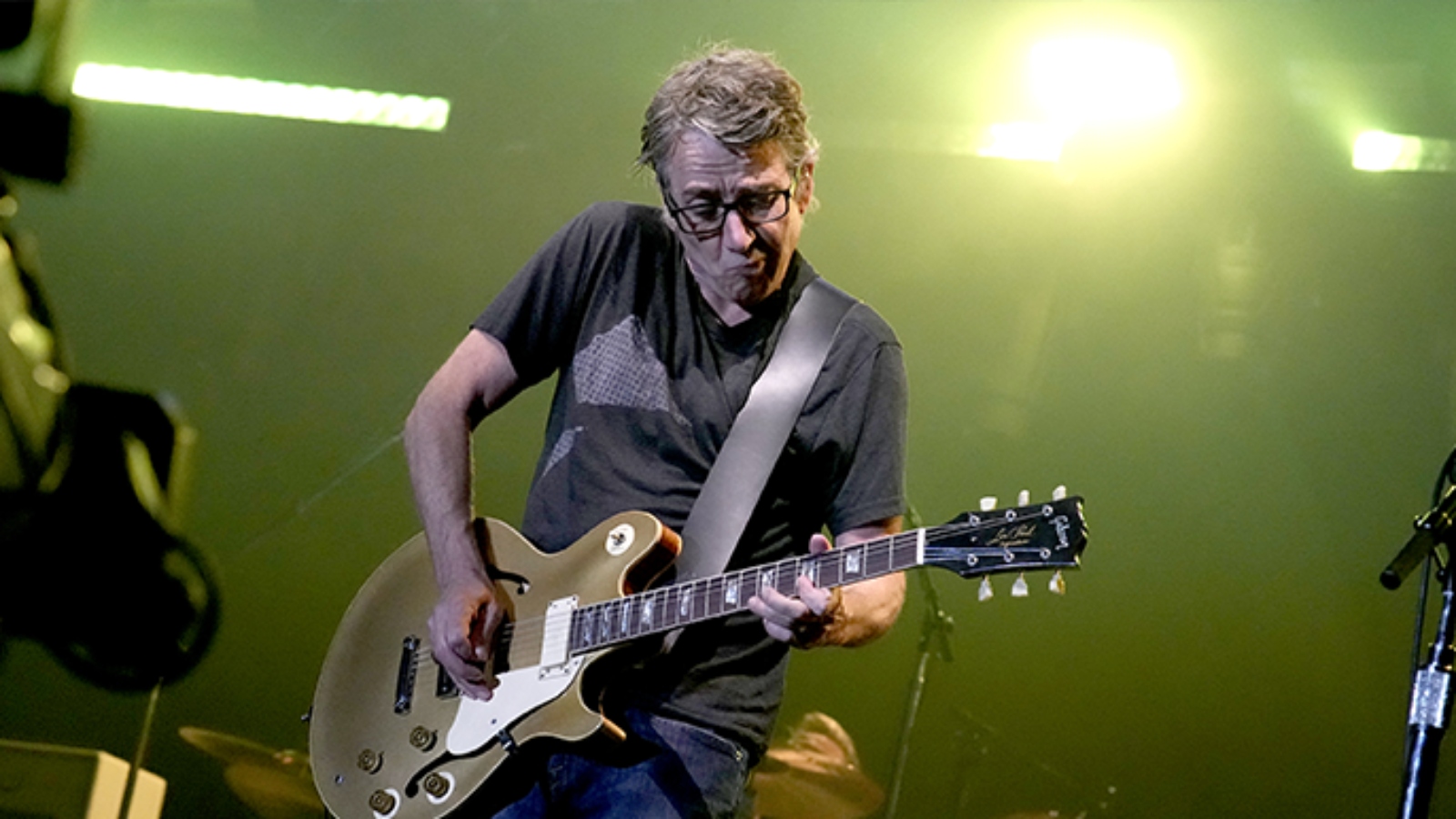 'People Were Sloppy': Pearl Jam's Stone Gossard Opens Up on Grunge Era ...