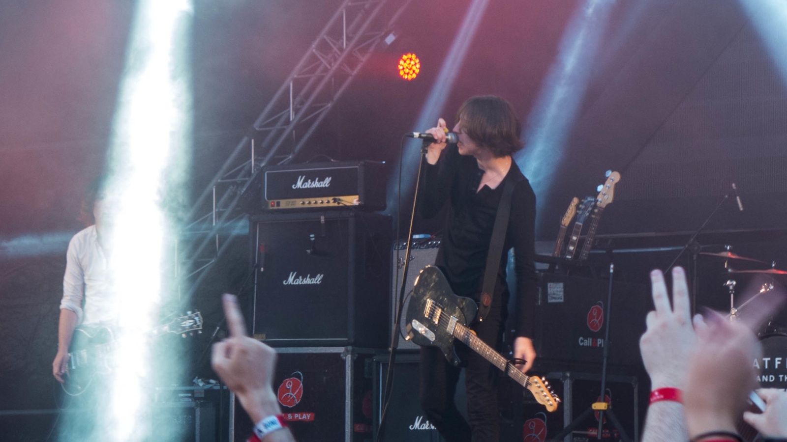 Your Favorite Bands Are in Trouble: The Only 4 Ways You Can Support ...