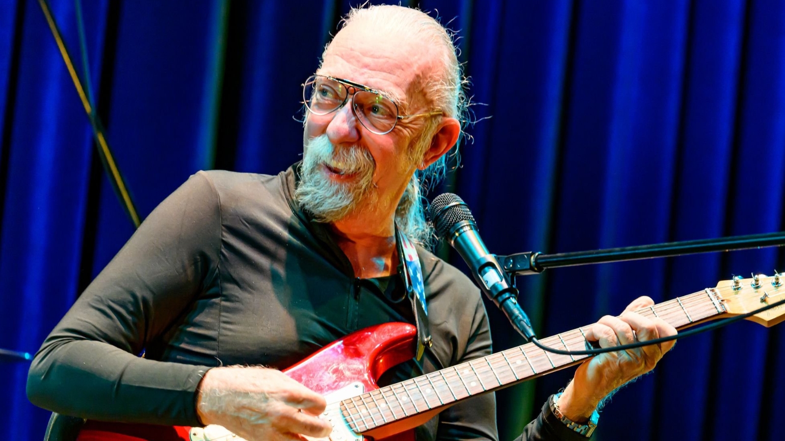 'You Park Your Ego at the Door': Ex-Steely Dan Guitarist on What Being ...