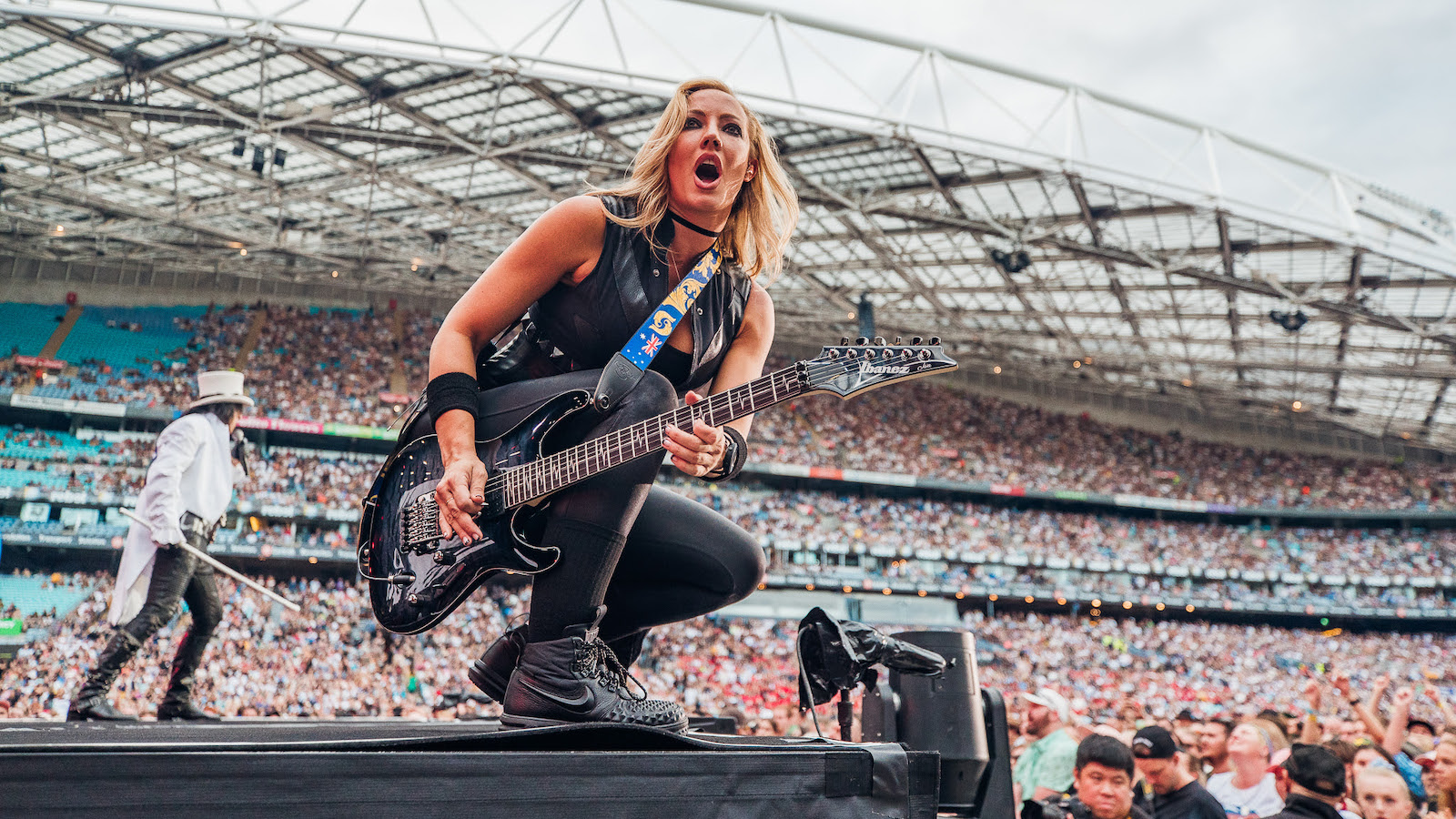 Alice Cooper Female Guitarist