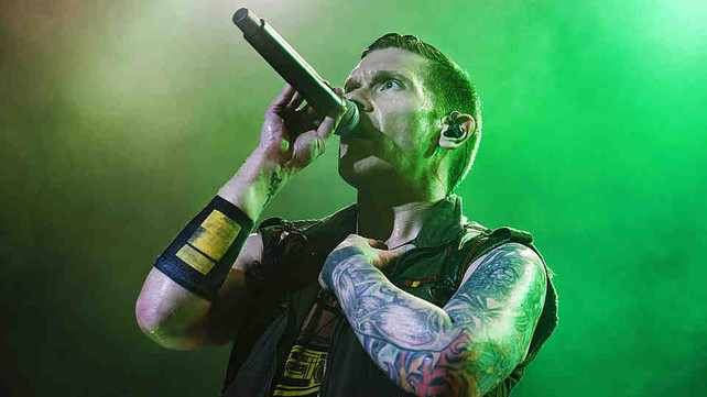 Watch: Shinedown Frontman Jumps Into Crowd During Live Show to Stop Fan ...