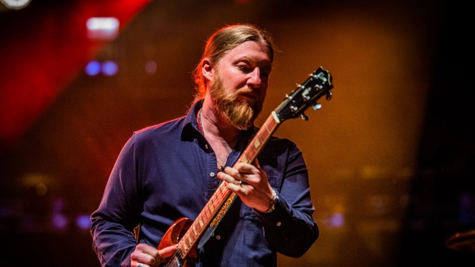 Derek Trucks Addresses One Big Misconception About Blues, Names Players ...