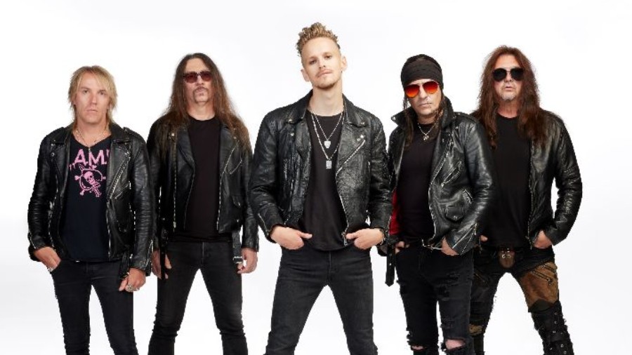 Skid Row Guitarist Praises New Singer as 'Talented and Amazing ...