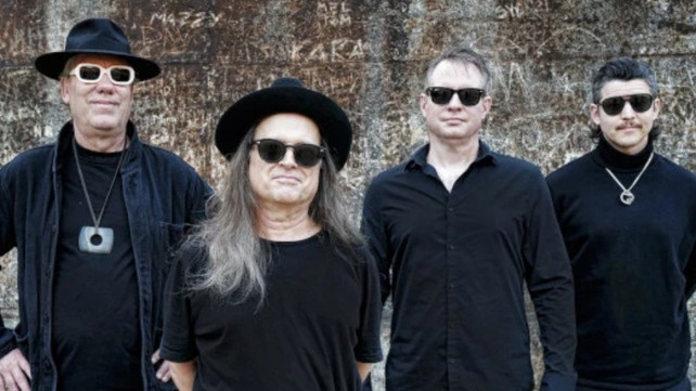 Violent Femmes Announce US Tour in Celebration of First Album's 40th ...
