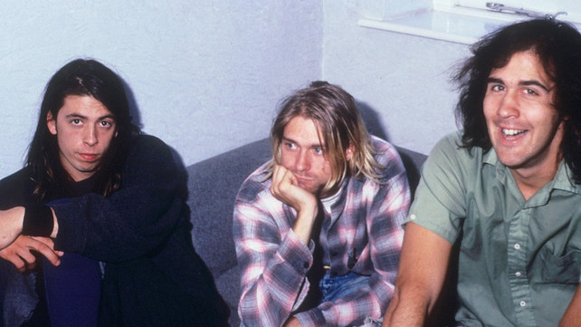 Here's How Dave Grohl Sounded on His First Gig With Nirvana | Music ...