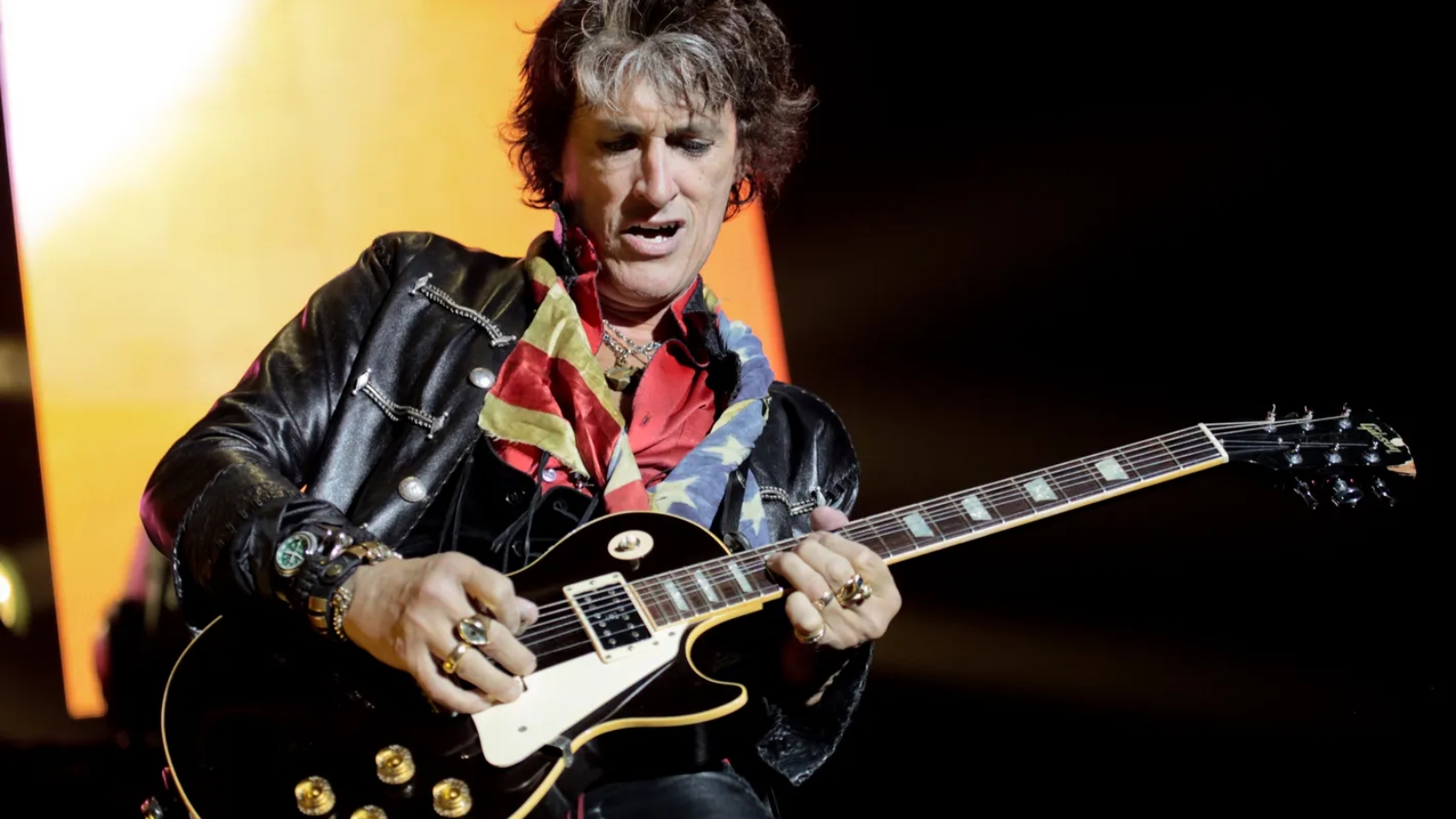 Joe Perry Explains What People Forget About Vintage Gear, Says Some New ...