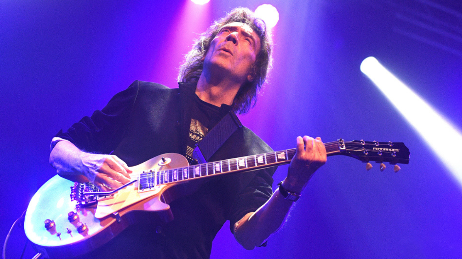 Steve Hackett Thinks 'There's No Excuse' to Leave Errors in Music Today ...
