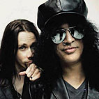 New Slash Album Is 'Very Rocking, Killer Stuff,' Myles Kennedy Explains ...