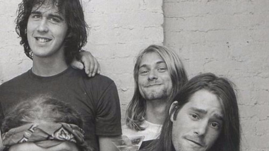 10 Tallest Rock Musicians | Ultimate Guitar