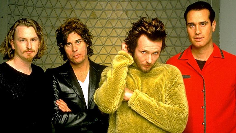 STP React to Fans Criticizing Them for Continuing After Scott Weiland's ...