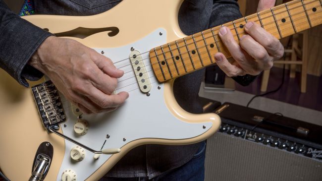 Eric Johnson and Fender Have Released the First-Ever Contoured ...