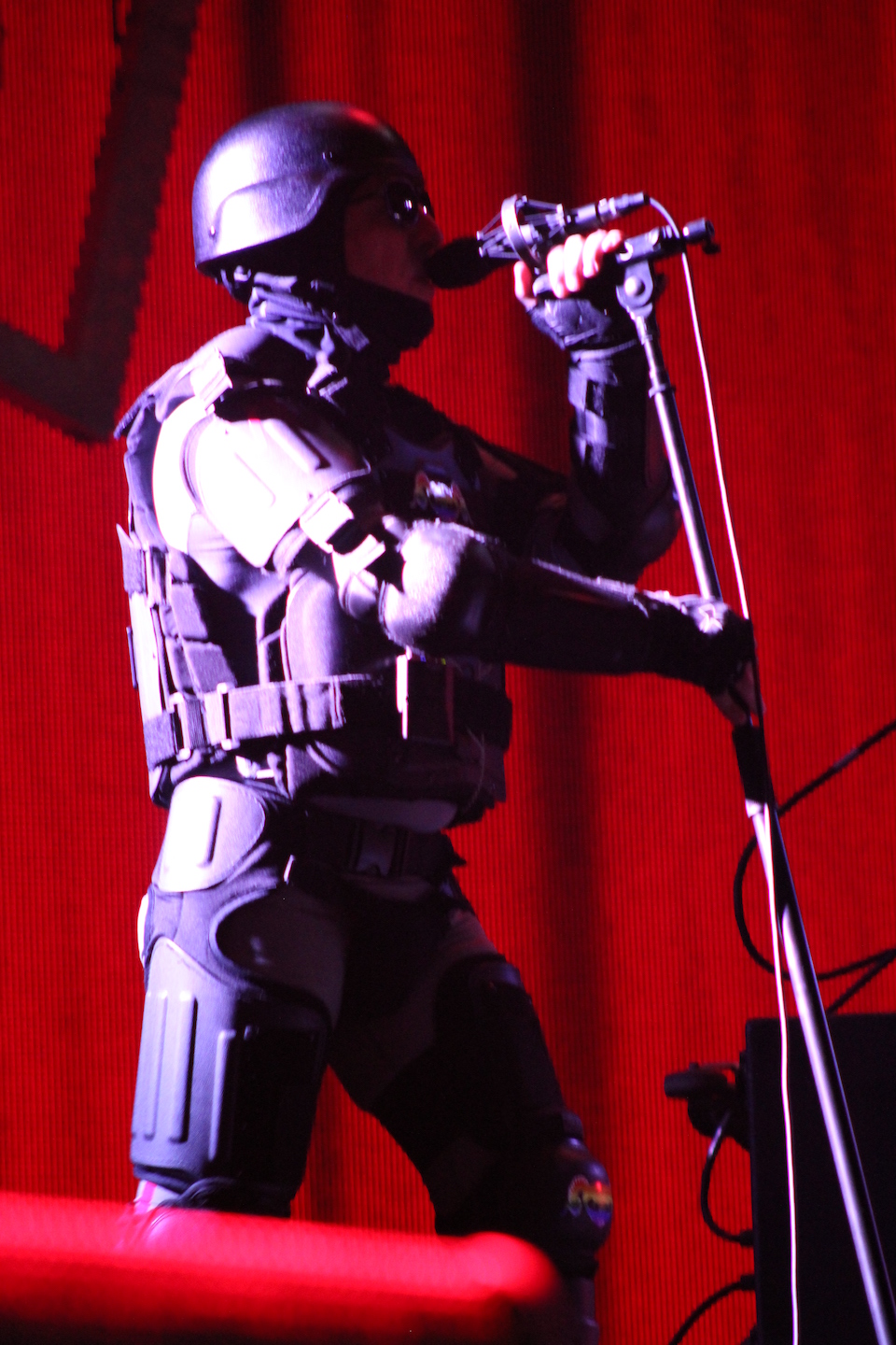 During Tool's Recent Show, Maynard 'Begged' His Bandmates to Finish the ...