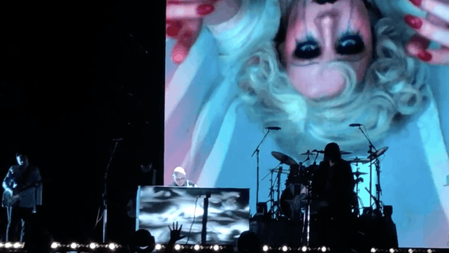 Watch: The Smashing Pumpkins Cover Led Zeppelin's 'Stairway to Heaven ...
