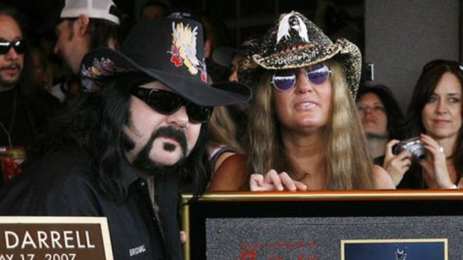 Former Dimebag Darrells Girlfriend Rita Haney Addresses Vinnie Pauls