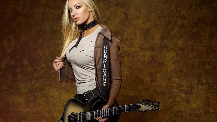 Nita Strauss: These Are the Best Guitar Strings Ever, I'm Obsessed With ...