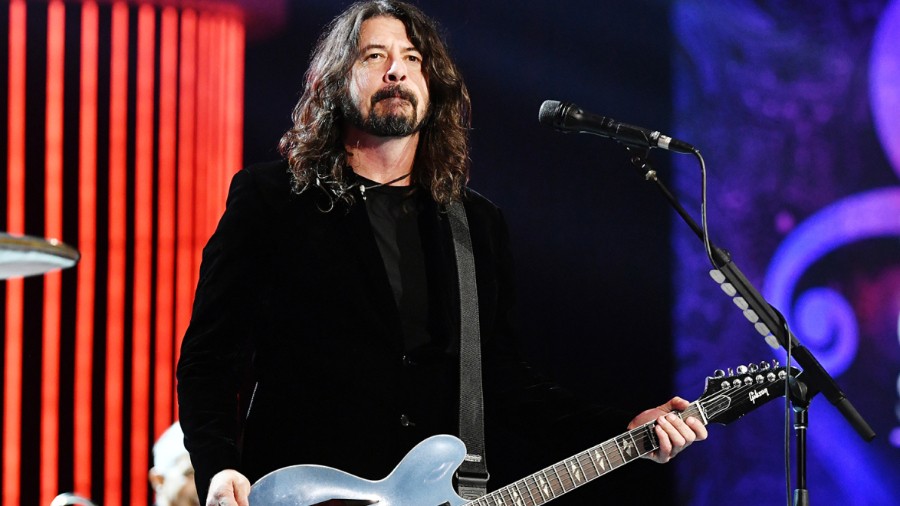 Foo Fighters' Dave Grohl Speaks on 'Pressure' of Writing Another Song ...