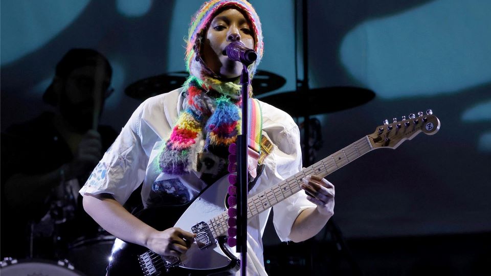 Willow Smith Reveals Her Dream Metal Collaboration: 'He's So Amazing ...