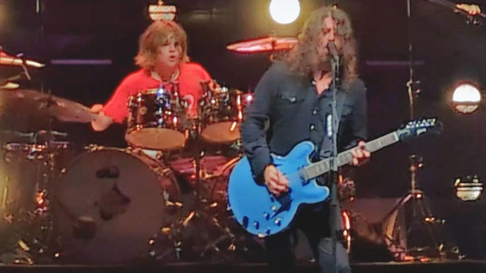 Taylor Hawkins' Son Shane Joins Foo Fighters Live on Drums at Boston ...