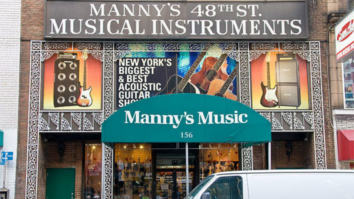 Sam Ash Sells Legendary Manhattan Music Store Manny's to Vista Musical ...