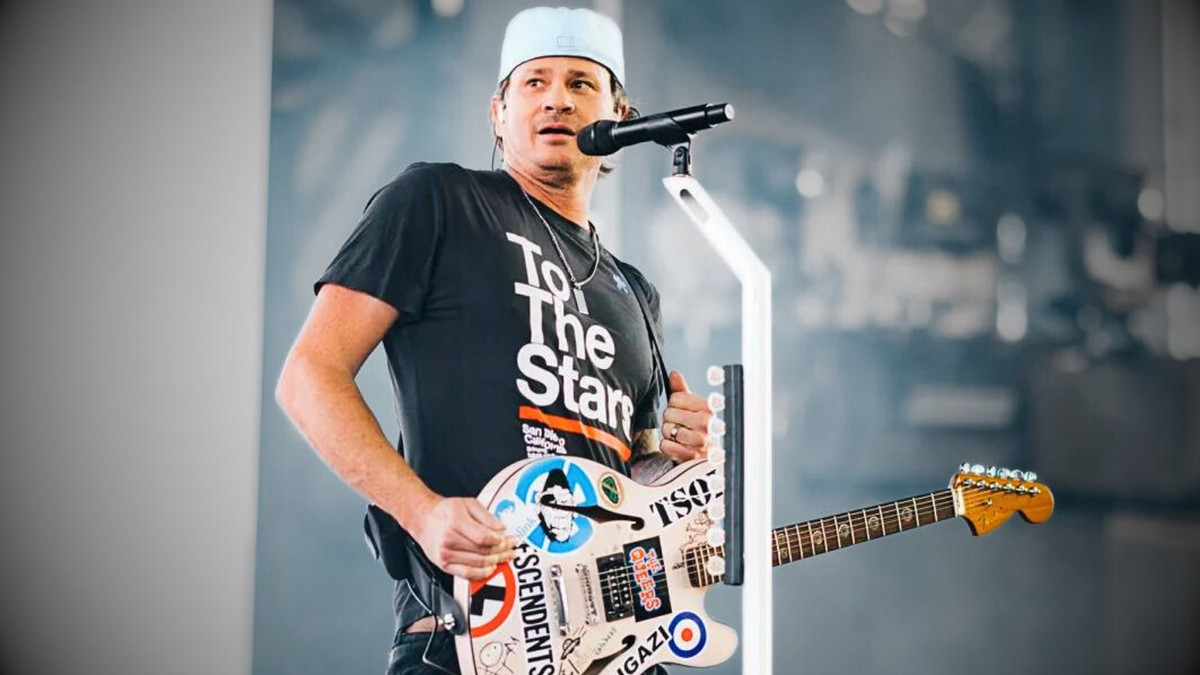 Tom DeLonge Is Crucial for Blink-182's Sound and These Two Albums Prove ...