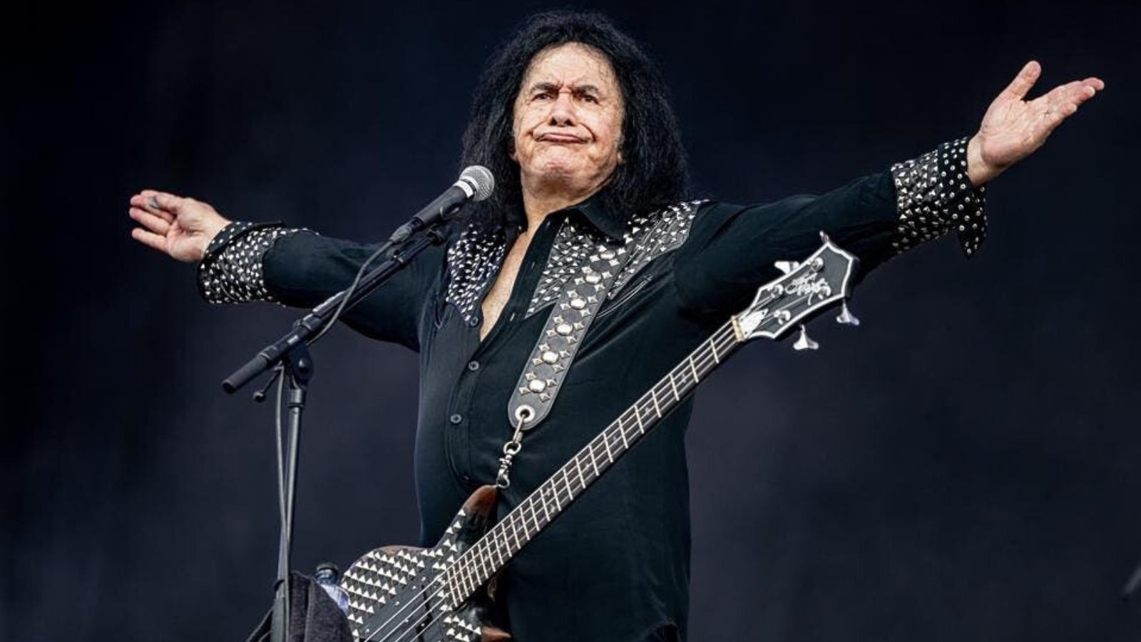 'I Know How Good I Am': Gene Simmons Weighs in on His Bass-Playing ...