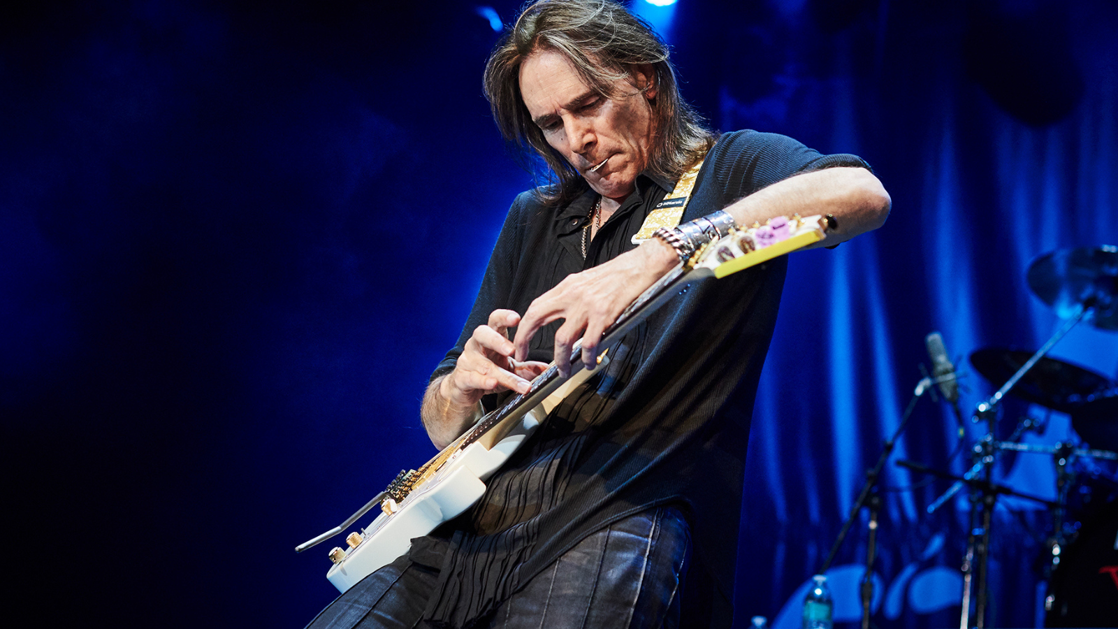 Steve Vai Says He 'Can't Play' Like Online Shredders, but He's Not ...