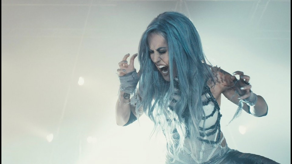 Arch Enemy Frontwoman Alissa White-Gluz Reveals Her Favorite Female ...