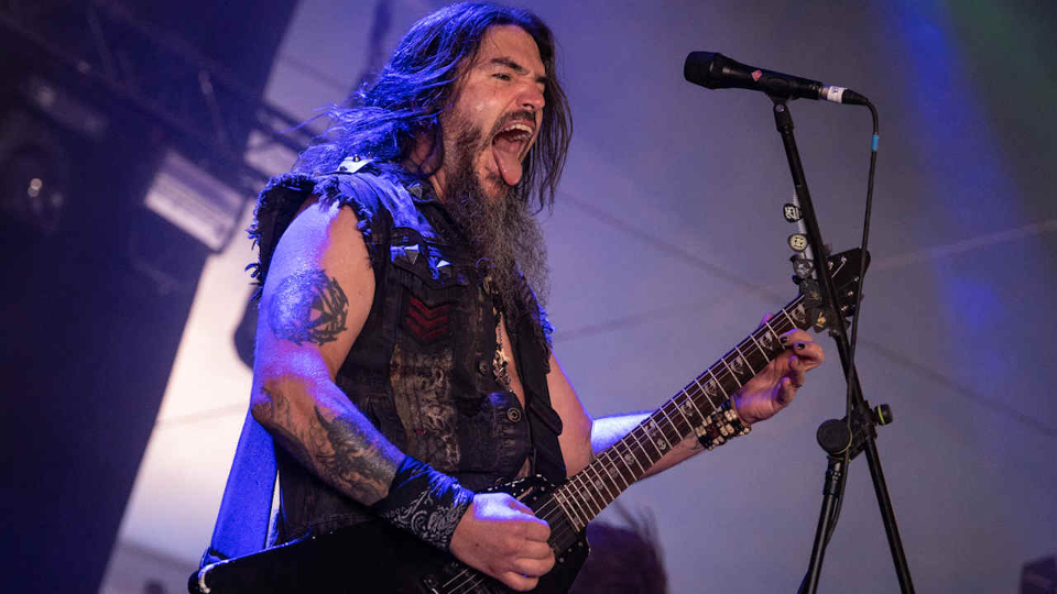 Machine Head's Robb Flynn Recalls How It Felt to Be 'Only Metal Band ...