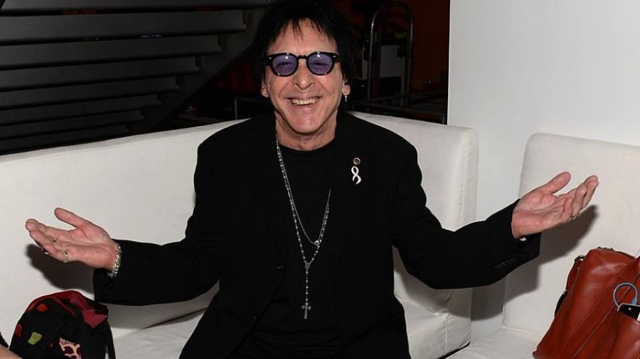 Peter Criss Shares New Version of KISS Song 'Dirty Livin'' | Ultimate ...