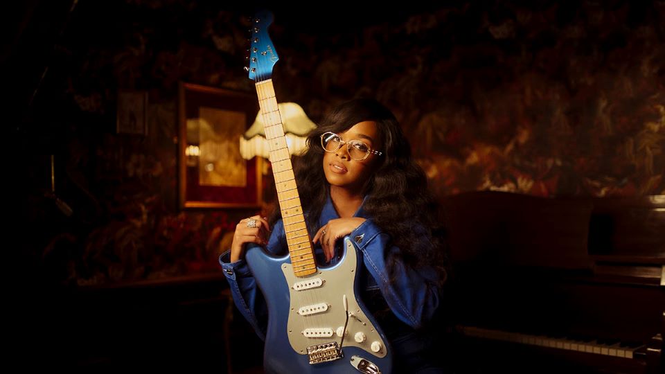 H.E.R. Asks For More Women to Pick Up Musical Instruments as She Drops ...