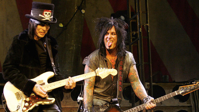 Listen: Isolated Guitar Track from 'Kickstart My Heart' Shows Mick Mars ...