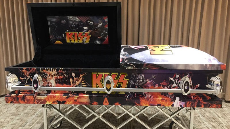 These 8 Rock Stars Were Buried With Some Pretty Unusual Stuff ...