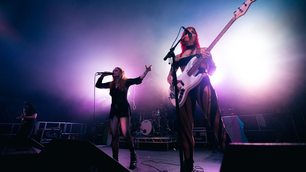 'We're Broke and We Just Did Two Months in Arenas': Rising Rock Band ...