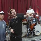 Poison’s Rikki Rockett Shows His New Drum Kit for Summer Tour (Video ...