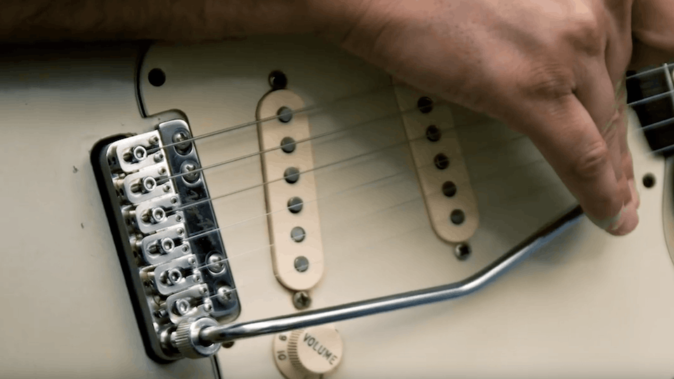 Innovation: New Type of Floating Tremolo Can Fit Any Type of Strat ...