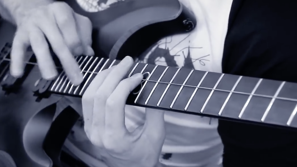 Watch: Here's Metallica's 'One' Played on One String | Ultimate Guitar