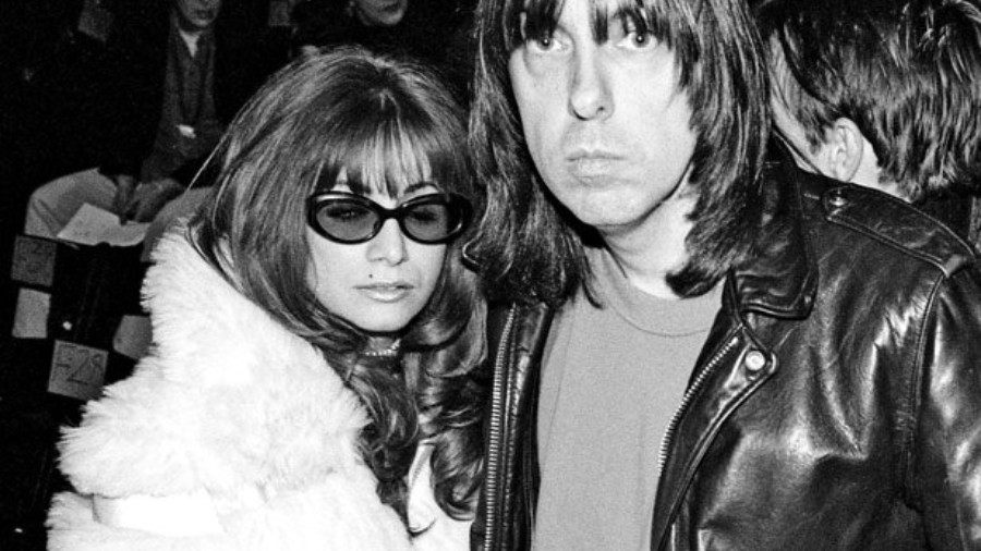 Linda Ramone Reveals Pact With Joey Ramone That Kept Ramones From ...