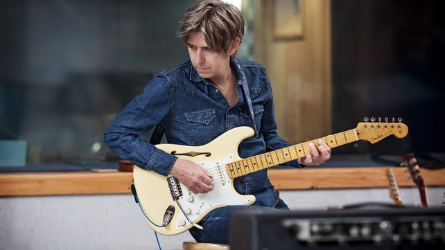 Eric Johnson Explains 'Bleakness' of Fender Amps, Says He's Outplayed ...