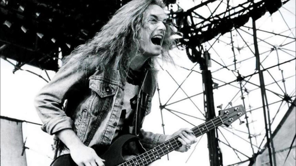 Top 10 Amazing Facts About Cliff Burton's Life and Legacy | Ultimate Guitar