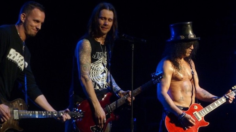 Myles Kennedy Admits He Didn't Take His Singing Seriously & Thought ...