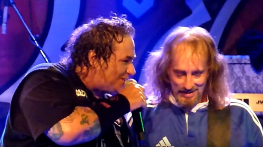 Ex-Exodus Guitarist Opens Up on Taking 'Zetro' Souza from Pre-Testament ...