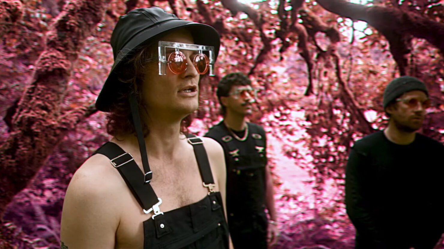 King Gizzard & the Lizard Wizard Release 25th Album 'The Silver Cord ...