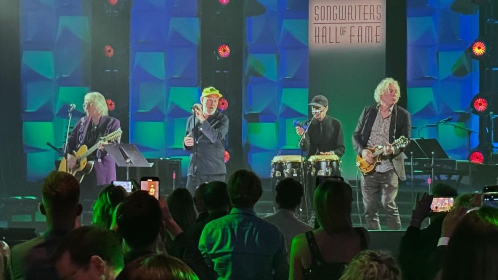 Original R.E.M. Lineup Reunited After 17 Years, They Played an Acoustic ...