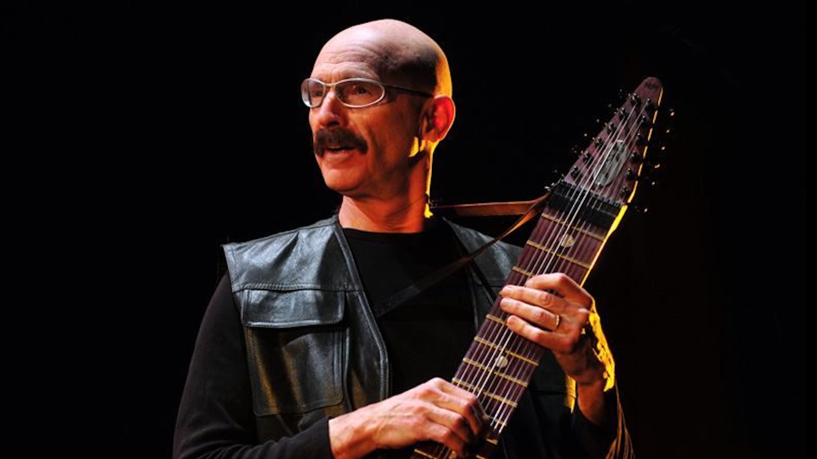 'I Couldn't Even Dream of Doing That': Tony Levin Shares Opinion Young ...