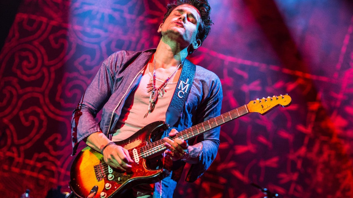 These 3 Guitarists Played the Fender Stratocaster In Wildly Different ...